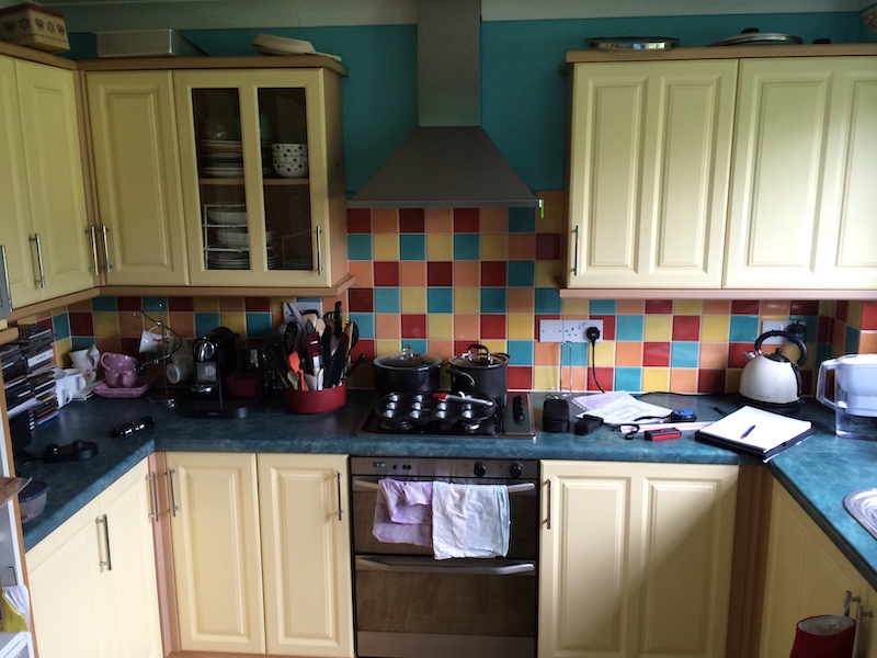 Champagne kitchen with bronze mirror | Interiors 12